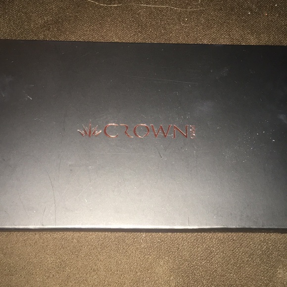 Crown | Makeup | Crown Pro Pallete | Poshmark